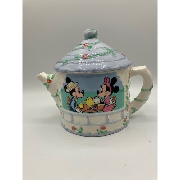 Disney | Kitchen | Disney Franchise Mickey Minnie Mouse Teapot Cottage ...